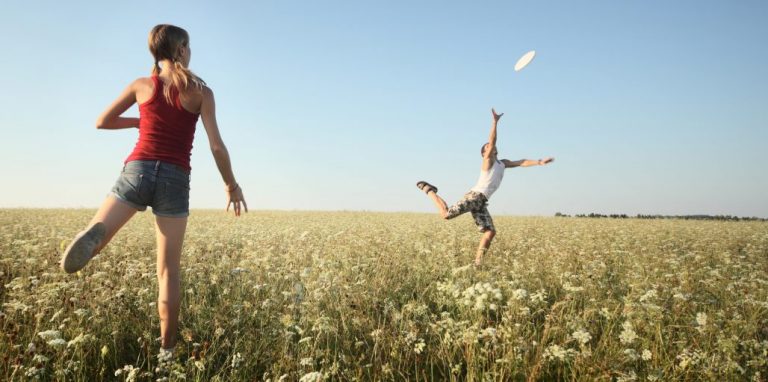 The Ultimate Beginner’s Guide To Ultimate Frisbee | HobbyKraze