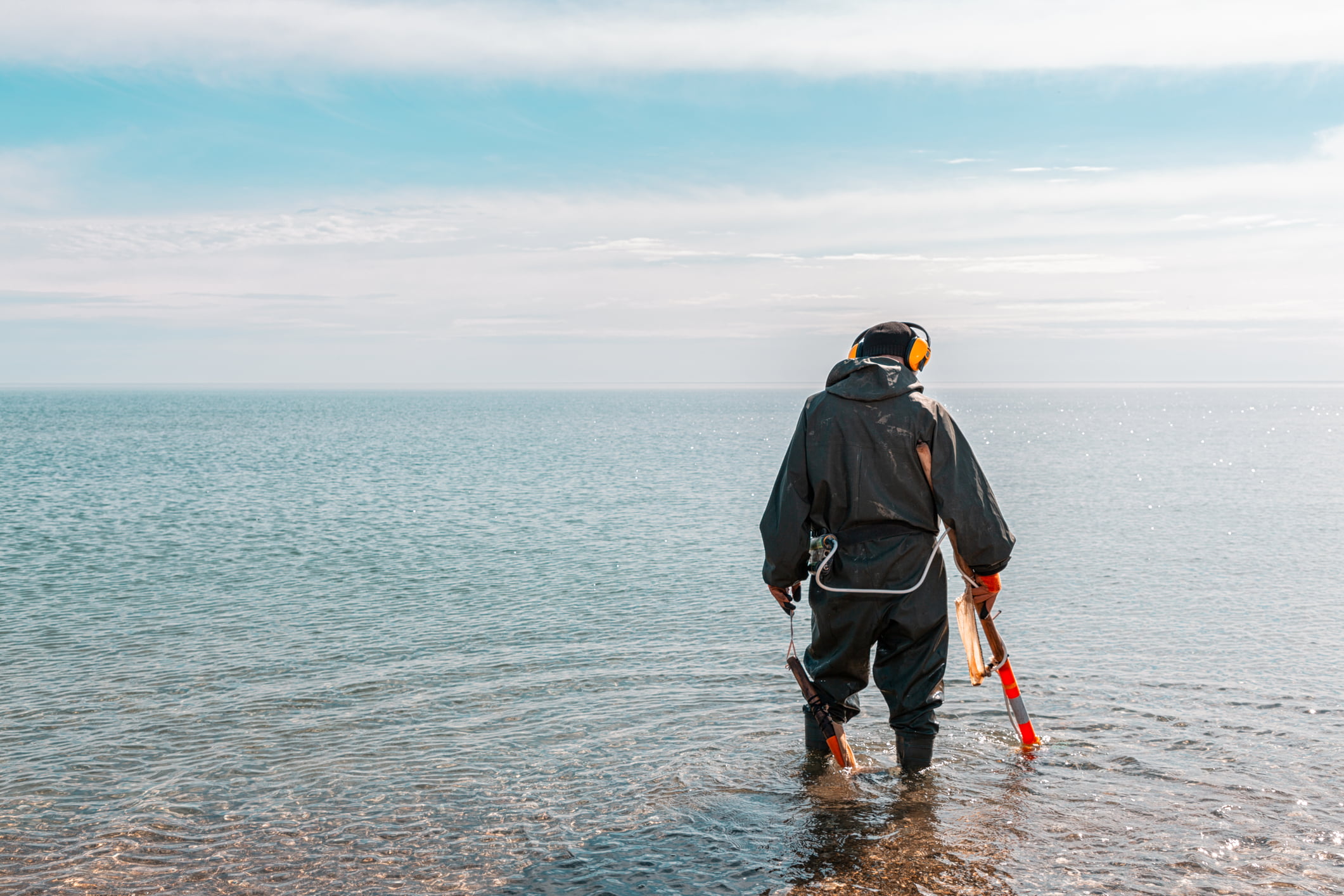 Ultimate Review Of The Best Underwater Metal Detectors In 2025 | HobbyKraze