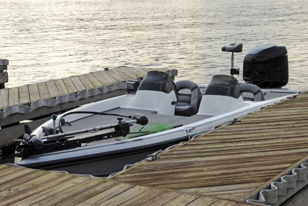How Wide Is A Bass Boat HobbyKraze