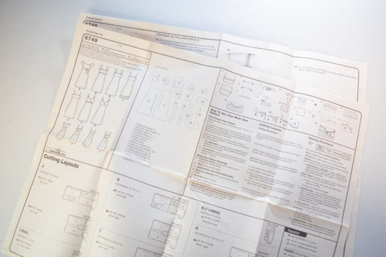 How To Read (and Understand) A Sewing Pattern | HobbyKraze