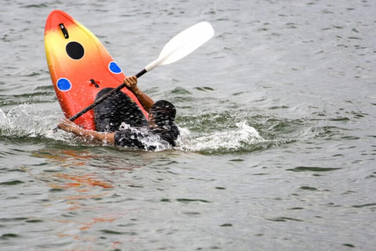 How Dangerous Is Kayaking? 10 Dangers And How To Avoid Them | HobbyKraze