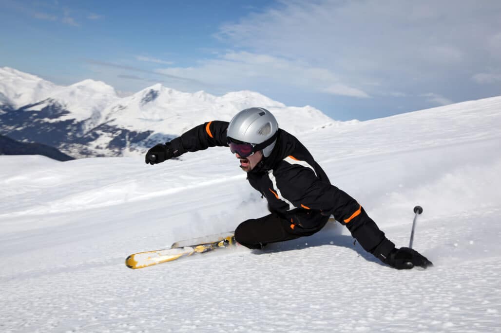 How Can Skiers Reduce Friction? (3 Key Forces) | HobbyKraze