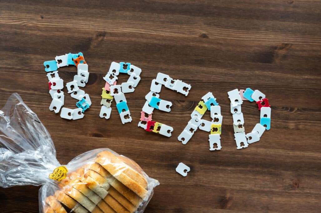 Why Keep A Bread Clip In Your Wallet? - Latest Viral Trend | HobbyKraze
